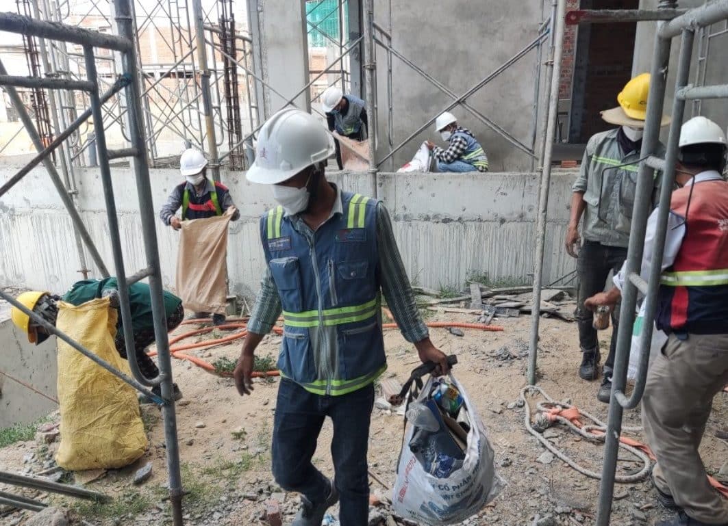 "GREEN FRIDAY" WITH CONSTRUCTION SITES OF COTECCONS GROUP - COTECCONS